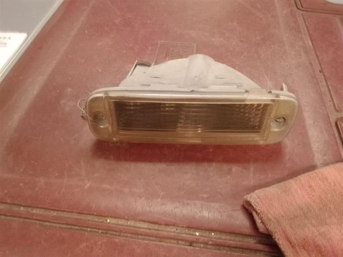 Passenger Corner/Park Light Below Headlamps Fits 96-02 EXPRESS 1500 VAN ...