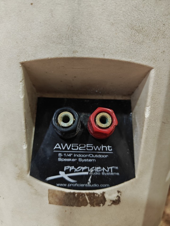 Klipsch AW-525 300 Watts 5.25" All-weather Indoor/Outdoor Speaker ...