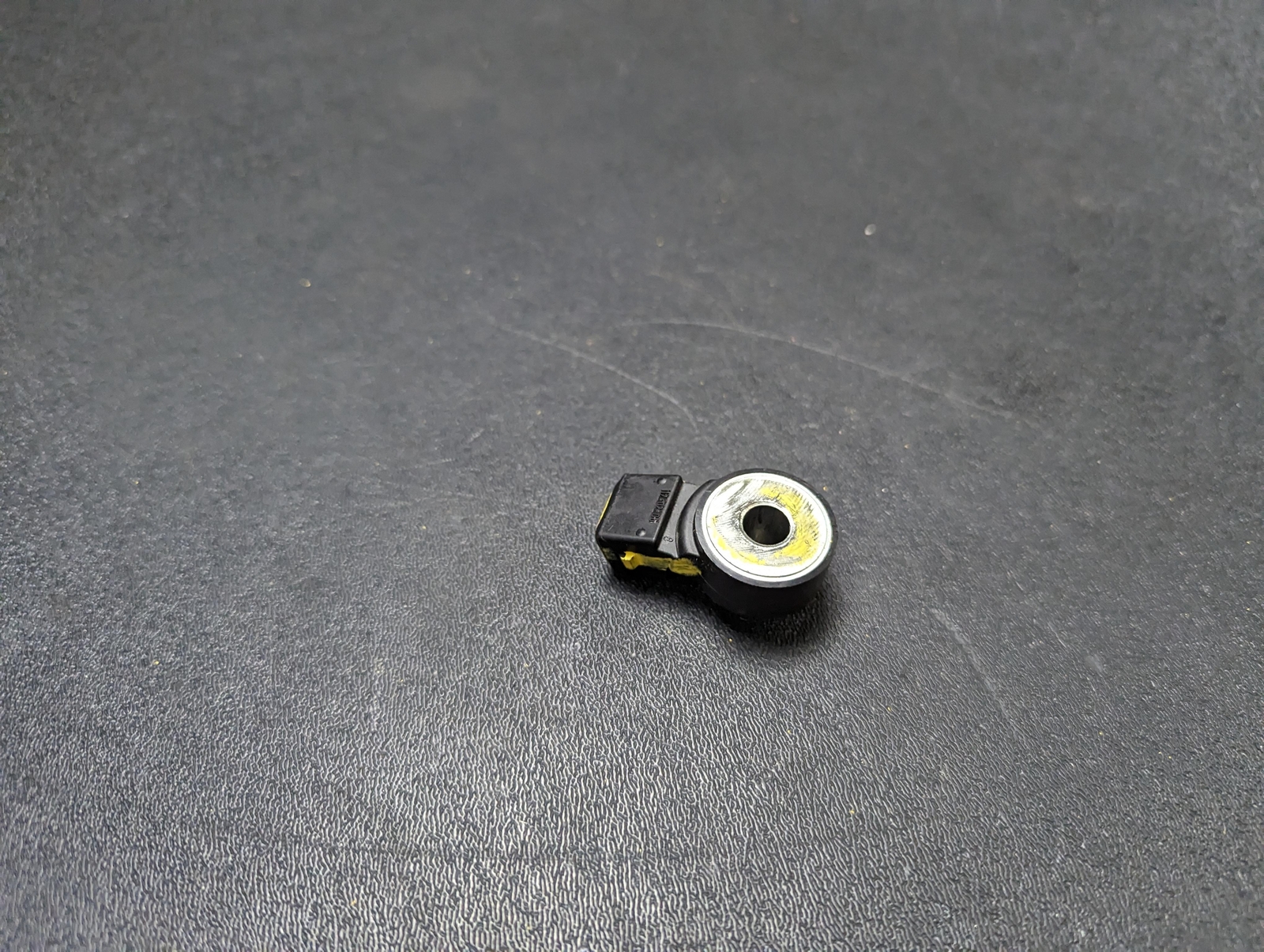 Capteur de choc moteur 2018 BMW X1 13627636937 2016 2017 2019 2020 2021 ...