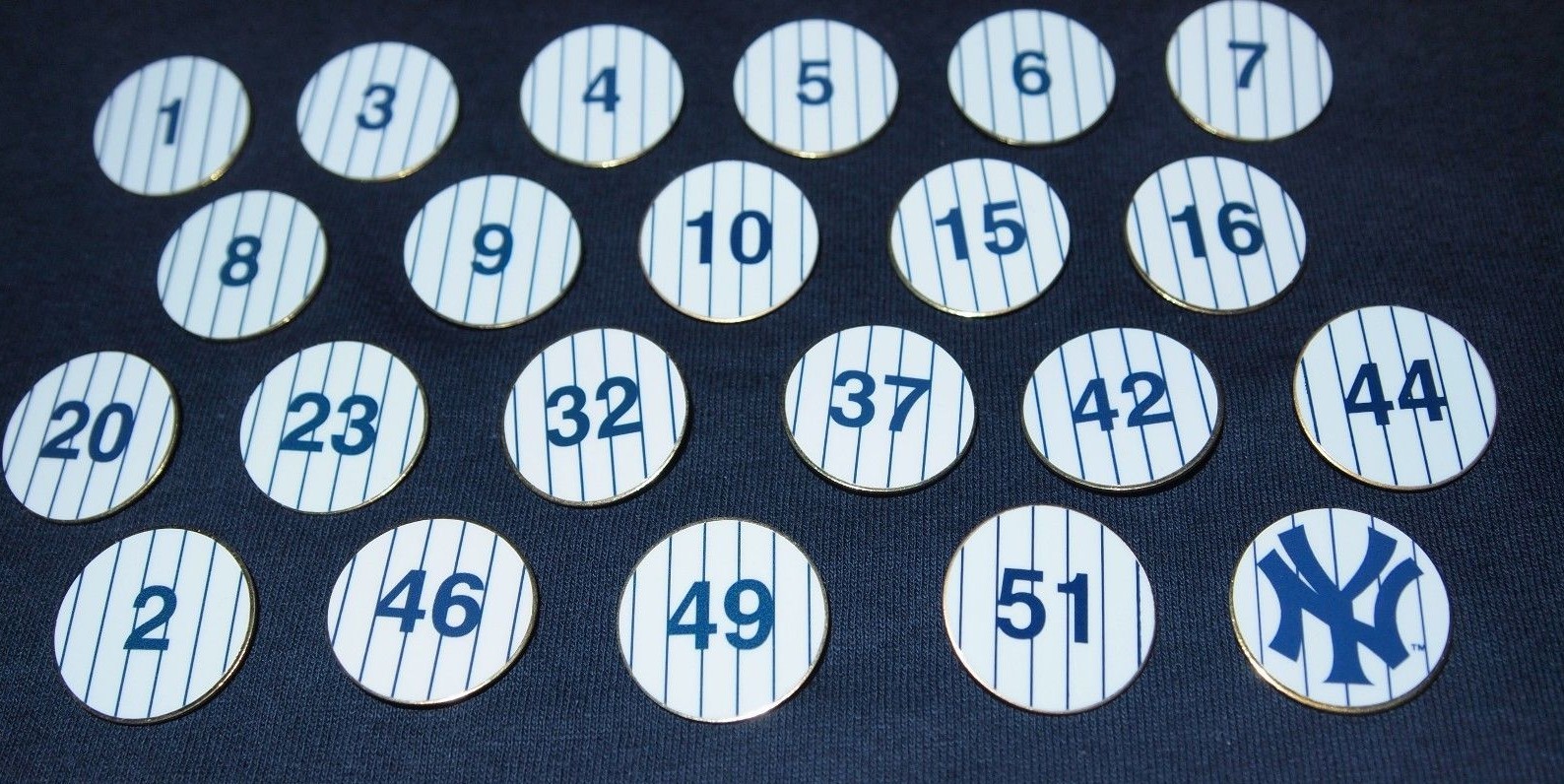 21 Retired The New York Yankees Baseball Pins Lapel Pin NYY Mantle Ruth ...