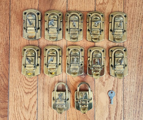 LOT OF 12 - EXCELSIOR TRUNK LOCK LATCH BRASS PLATED 3.5'' KEYED ALIKE ...