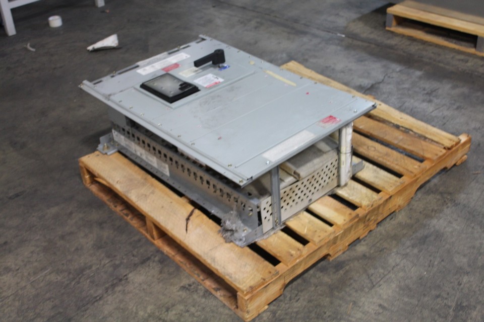 GE Spectra Series Power Panelboard 600A, 3Ph, APNB Bolt-On 600A Main | eBay