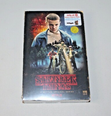 Netflix Stranger Things Season 1 4-Disc DVD/Blu-Ray Collector's Edition ...