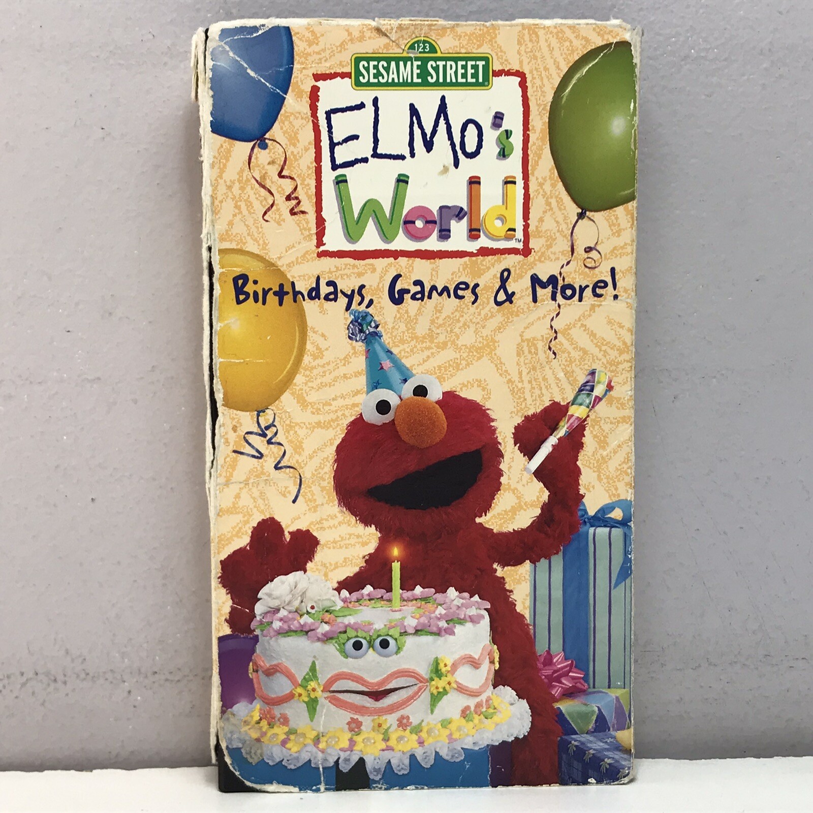 Sesame Street Elmo's World Birthdays Games | Grelly USA