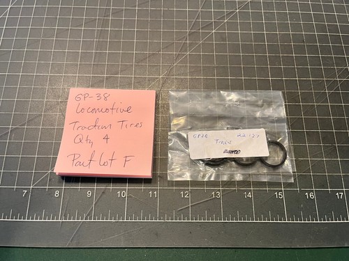 USA Train G Scale 4 TRACTION TIRES for GP38 GP7 GP9 GP30 F3 F7 ...
