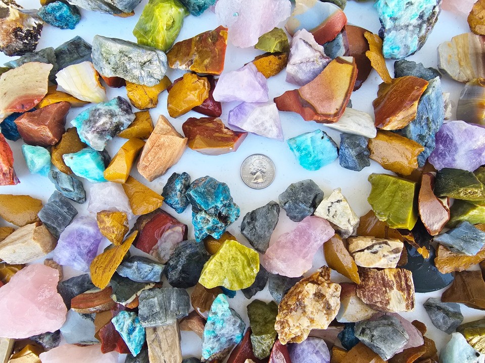 Madagascar Crystals Mix Raw Bulk Rough Gems Stones for Décor Tumbling ...