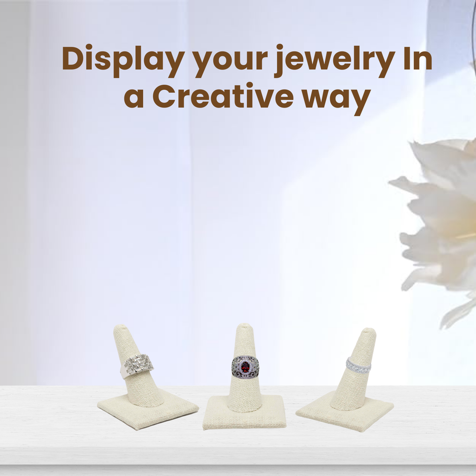 Novel Box Single Finger Ring Display Stand Holder Jewelry Display 2X2X2 ...
