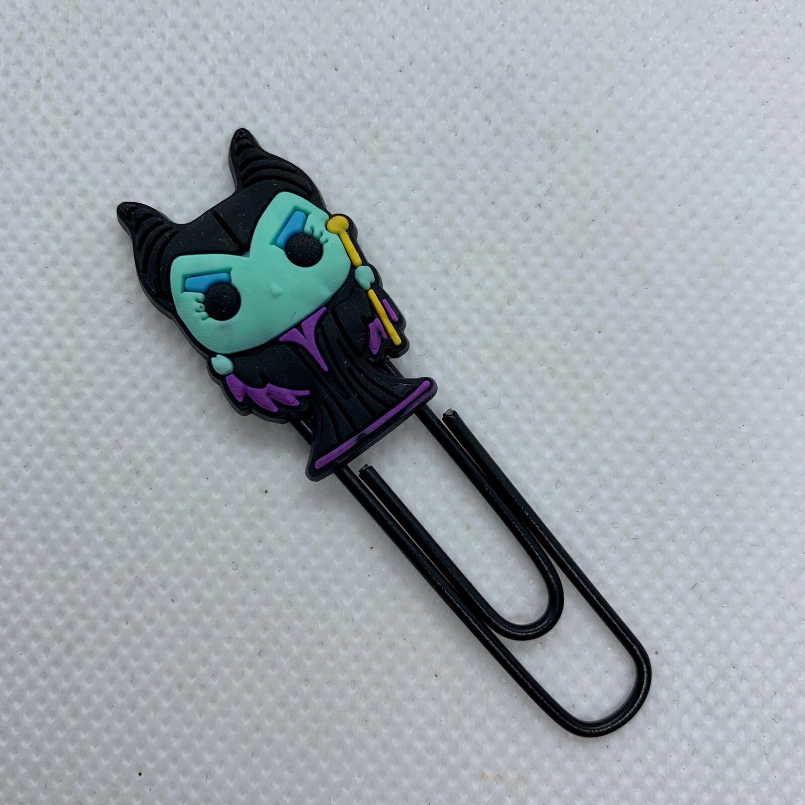 Descendants Bobblehead Paperclip Bookmark / Keychain - Mal Carlos Evie ...