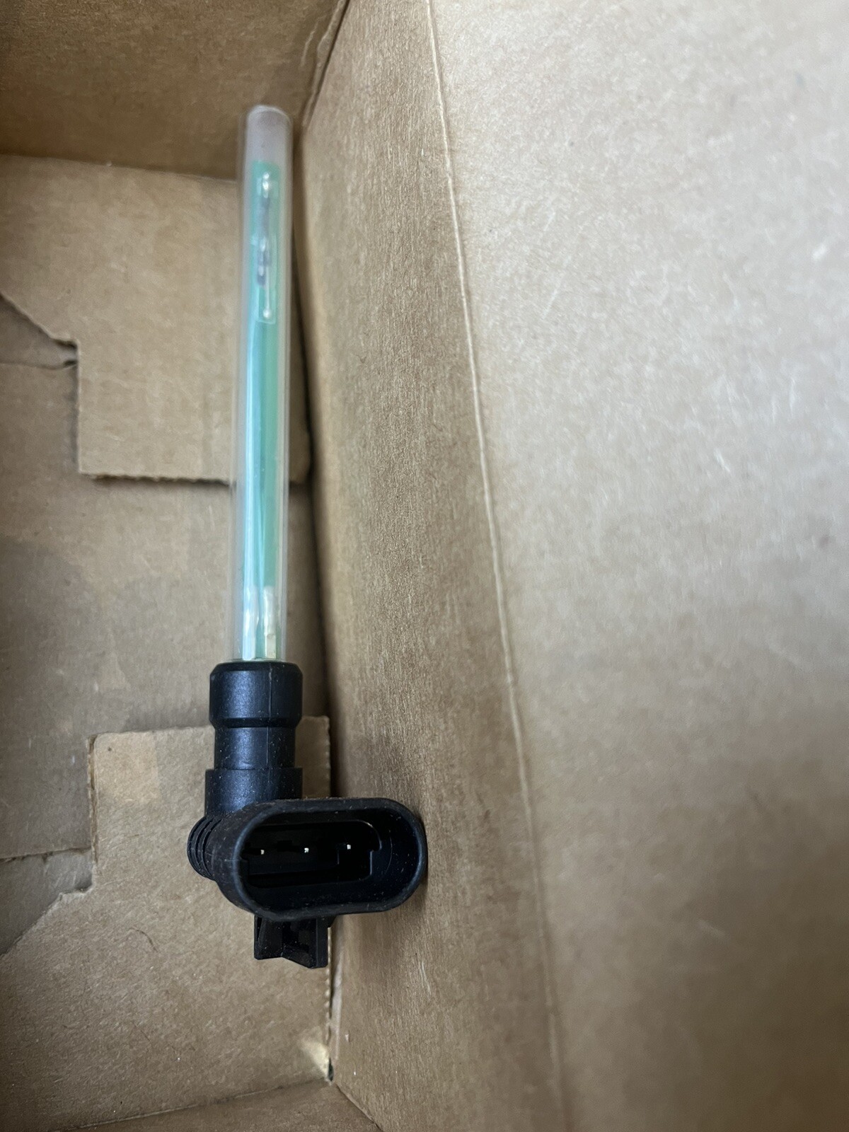 Genuine+Volvo+Truck+22564822+Coolant+Level+Sensor for sale online | eBay