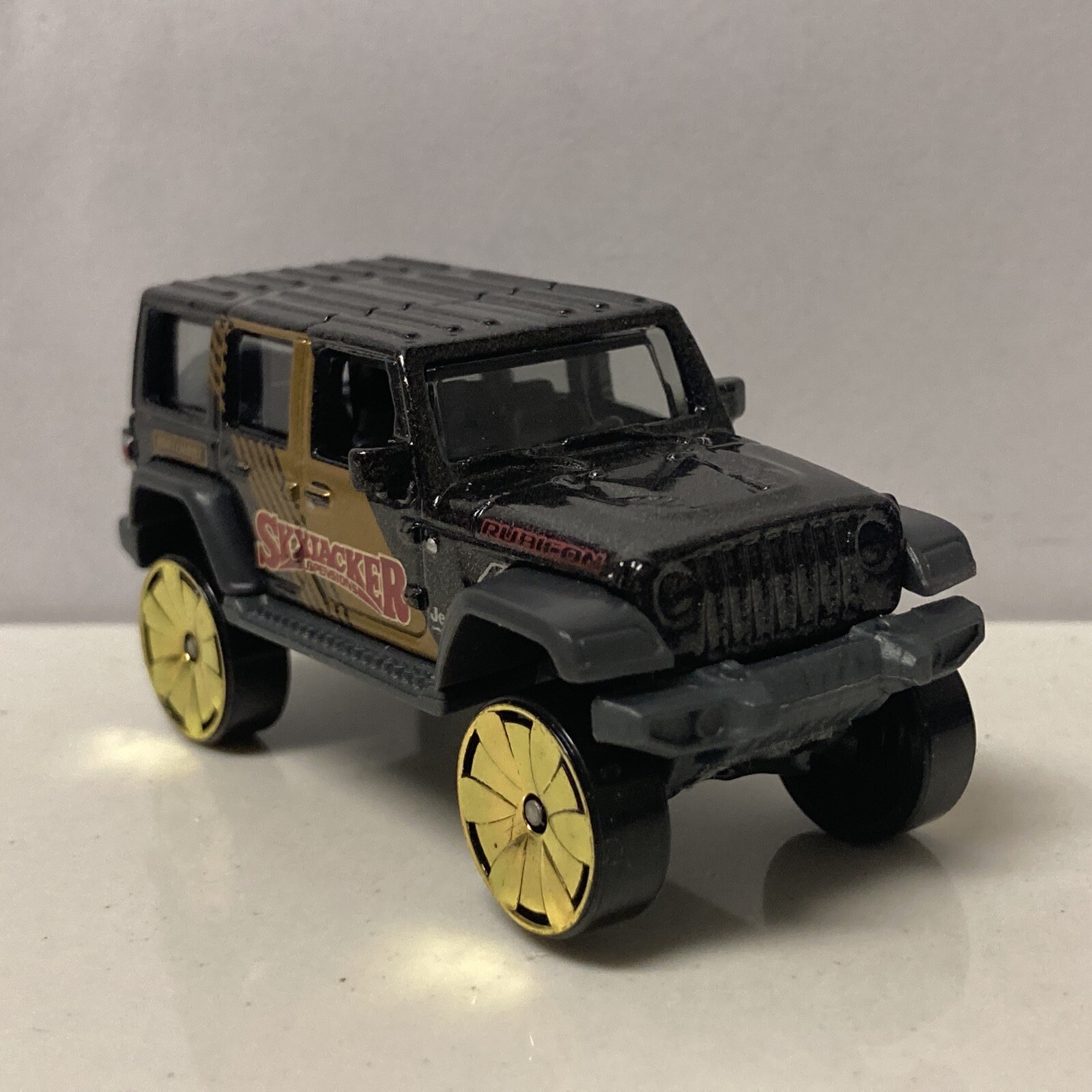 CUSTOM Matchbox 1/64 Donk Black ‘18 Jeep Wrangler JL 4 Door Skyjacker ...
