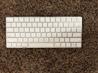 Apple A1644 Magic Keyboard - White | eBay