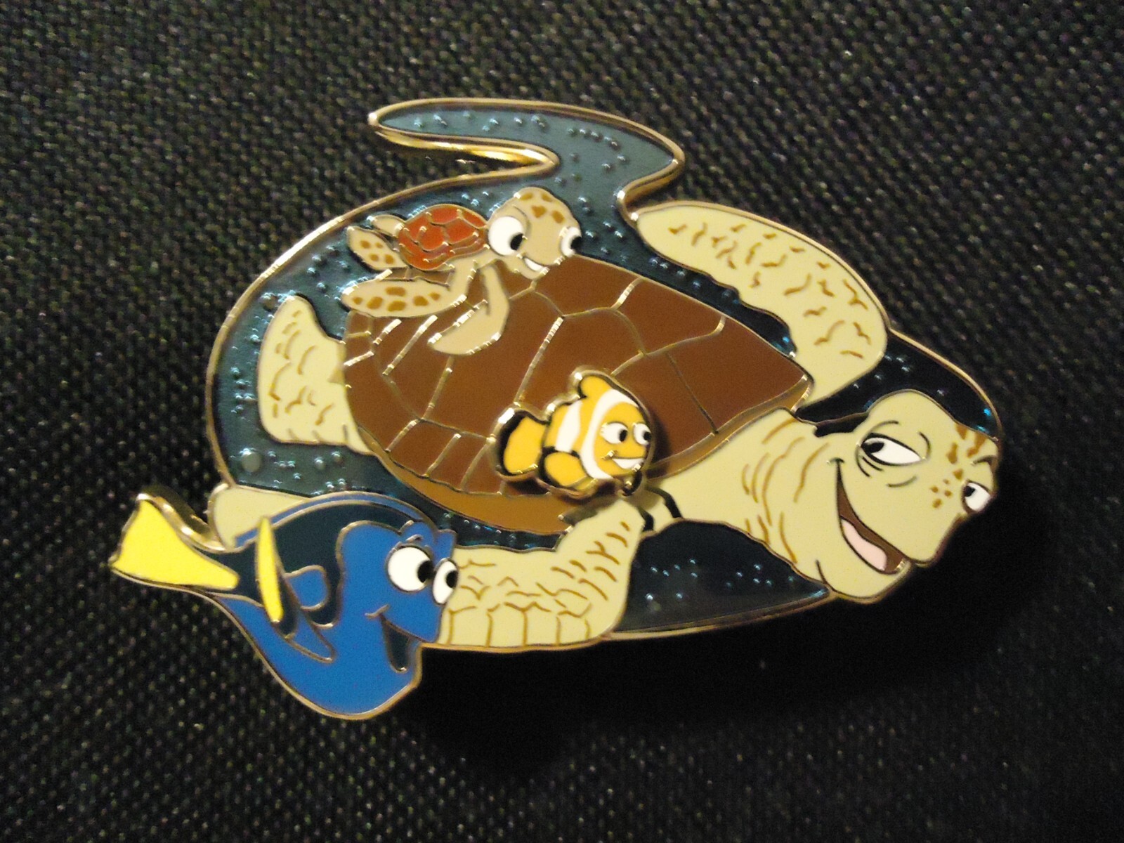 DISNEY DSF SODA FOUNTAIN FINDING NEMO CRUSH SQUIRT MARLIN DORY PIN LE ...