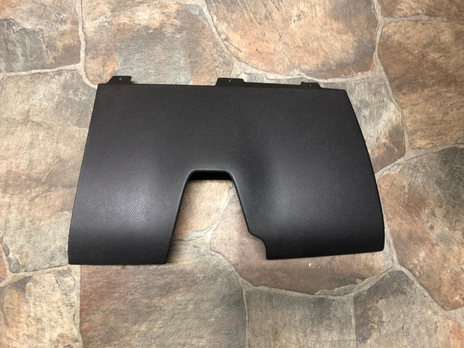 07-15 MINI COOPER R57 PANEL DRIVERS SIDE BELOW STEERING WHEEL TRIM KNEE ...