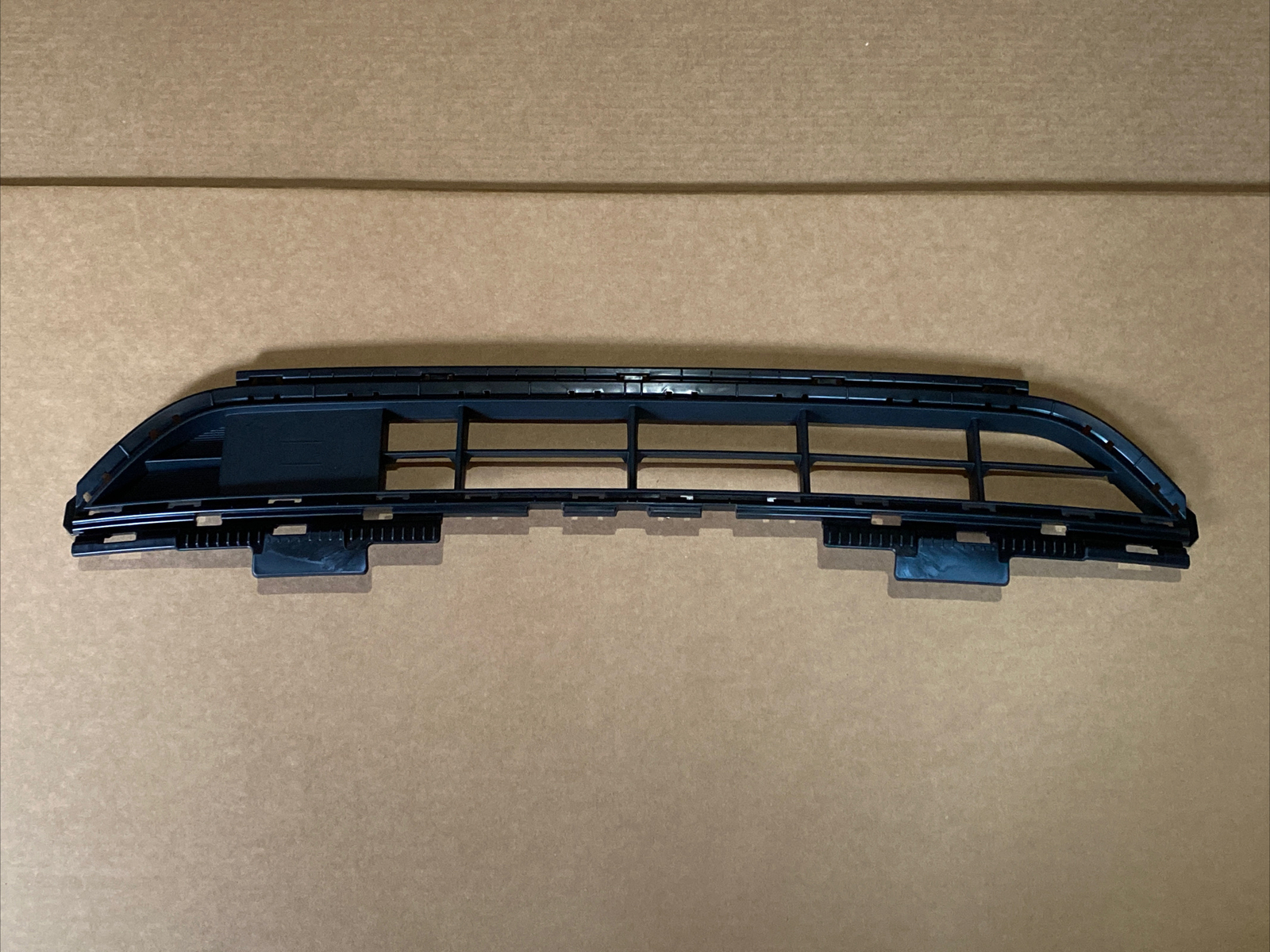 2020-2022 HYUNDAI Hyundai Venue Front Bumper Lower Grille | Black ...