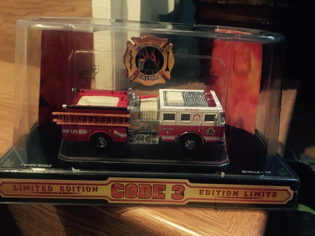 Limited Edition Code 3 -Fire Engine-Seagrave Windsor Fire Rescue Engine ...