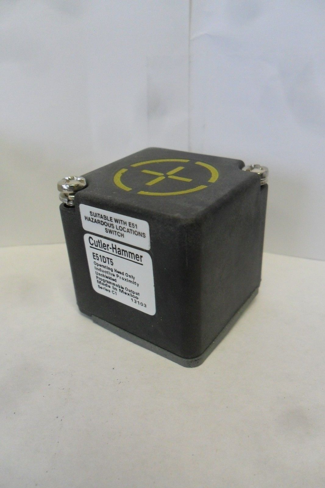 NEW EATON CUTLER-HAMMER E51DT5 INDUCTIVE PROXIMITY HEAD SENSING SERIES ...