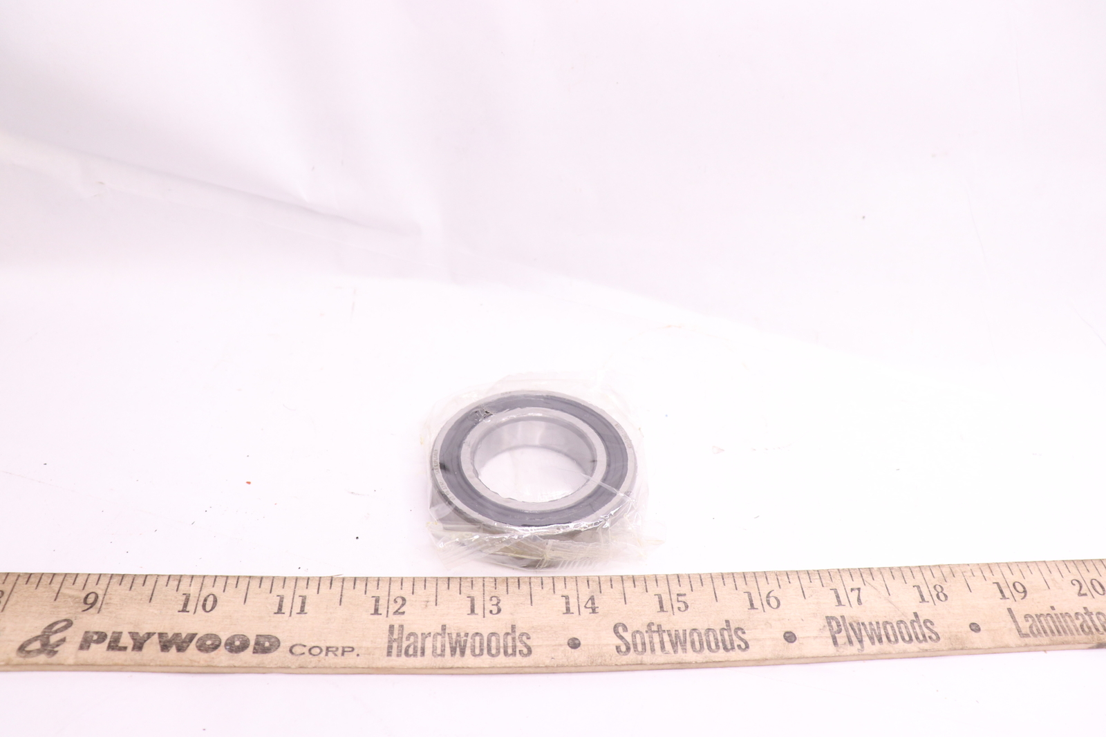 SKF Deep Groove Ball Bearing 35mm BORE x 62mm x OD 14mm WD 6007-2RS1/C3 ...