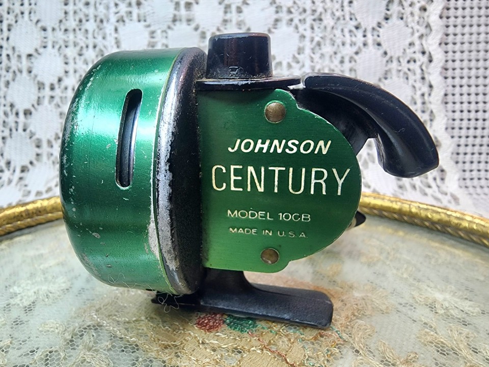 Vintage Johnson Century Model 100B Spincast Fishing Reel/Anti Reverse ...