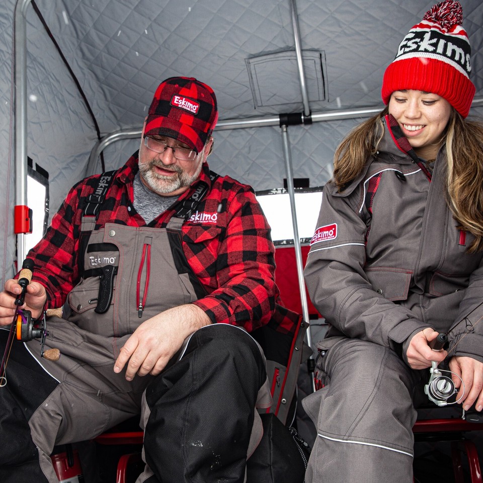 Eskimo Insulated Sierra Portable Ice Fishing Flip-Style Shelter, 2 ...