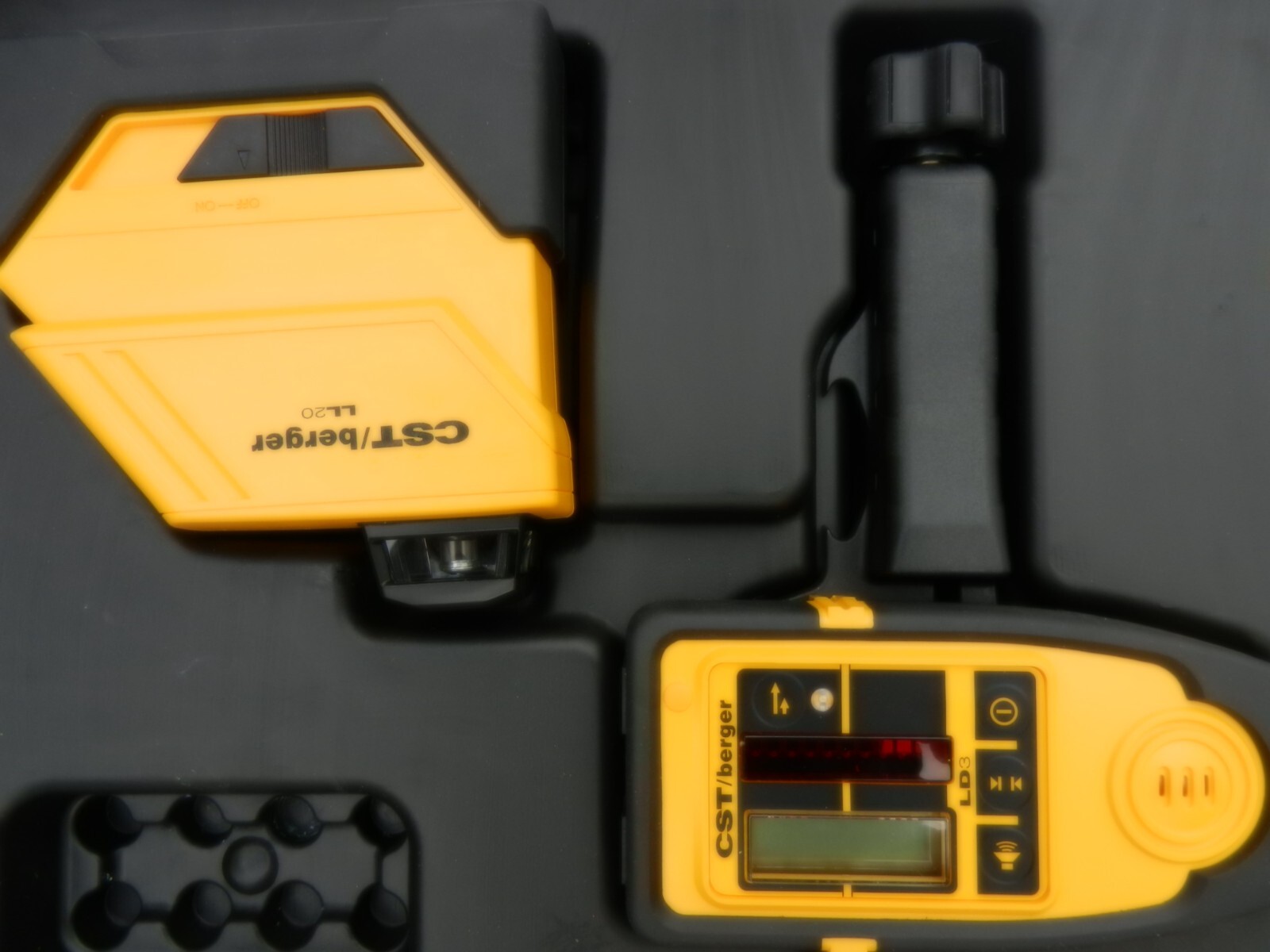 CST/berger LL20-RT Self-Leveling 360 Degree Exterior Laser for sale ...