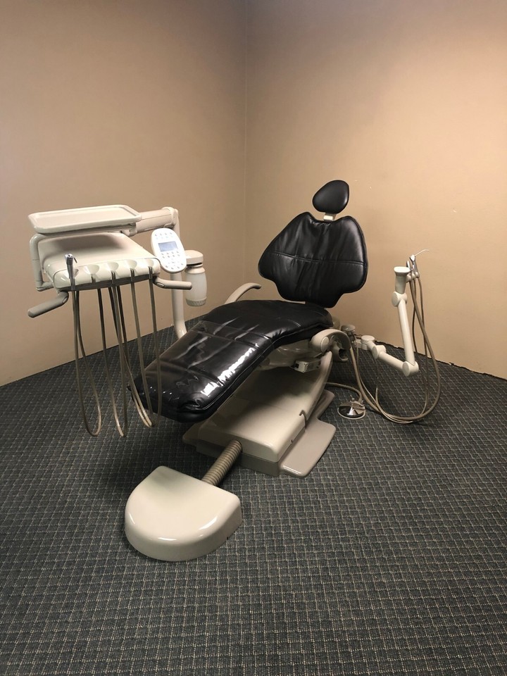 Adec 511 Dental Chair Package w/Adec 532 Radius Delivery, Assist Arm | eBay