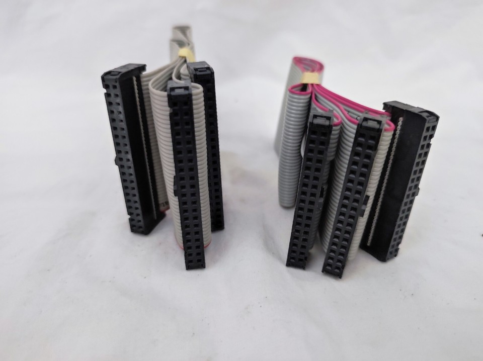 IDE 40 Pin 3 Connector and Floppy Disk Drive 34 Pin 2 connector Cables ...