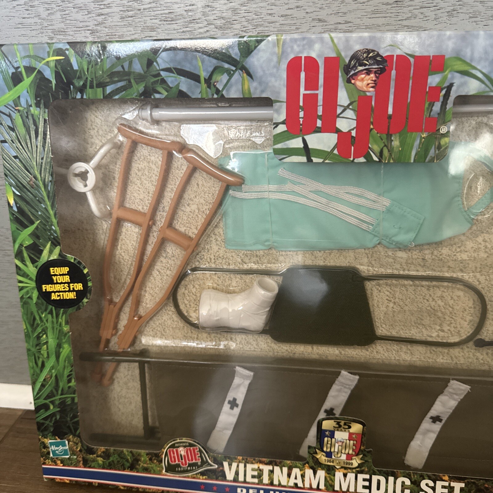 1999 Hasbro Gi Joe Vietnam Medic Set - Deluxe Mission Gear for sale ...
