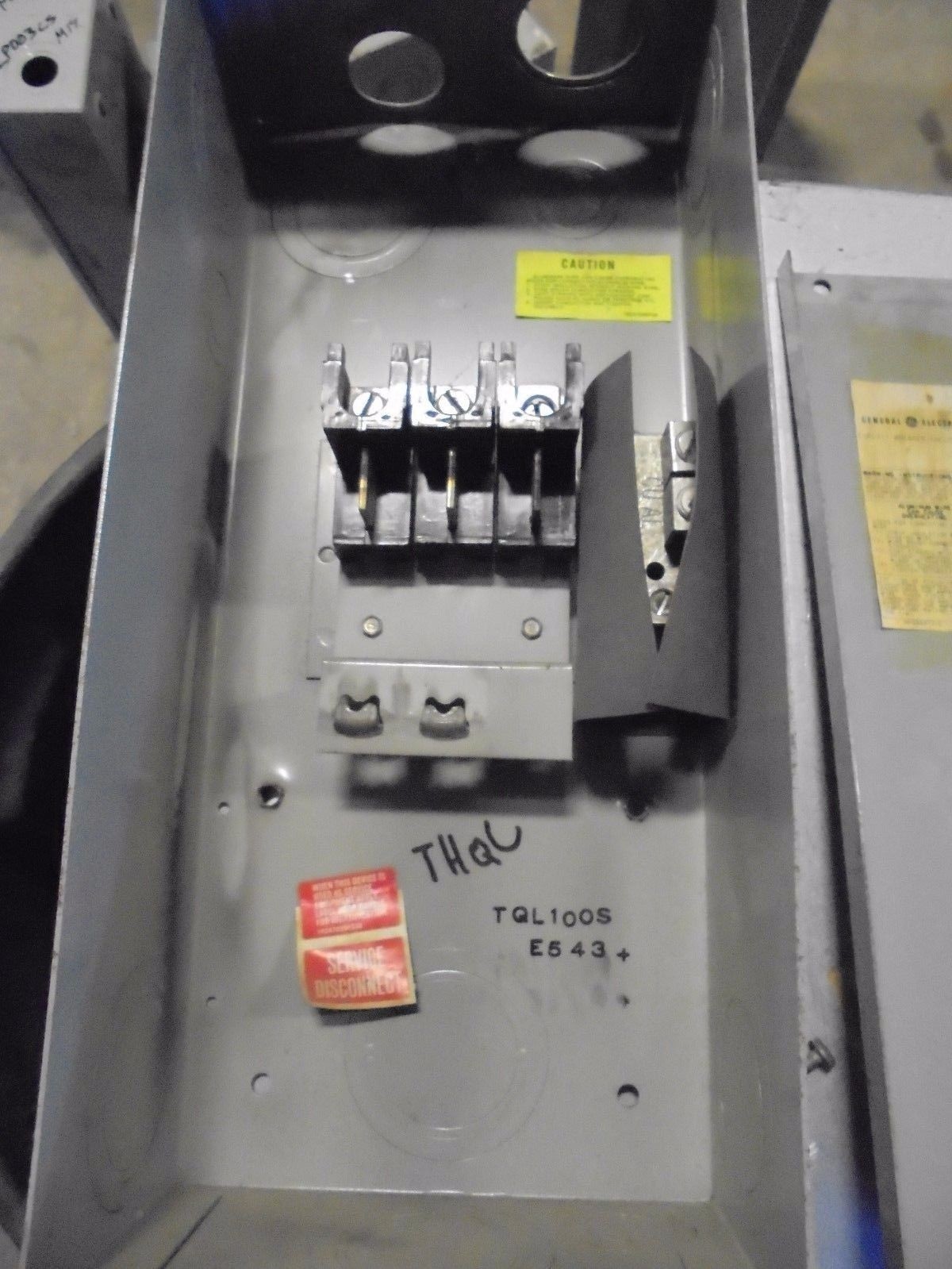 GE TQL100S, MODEL 8, 100 AMP 240 VOLT CIRCUIT BREAKER ENCLOSURE -EN36 | eBay