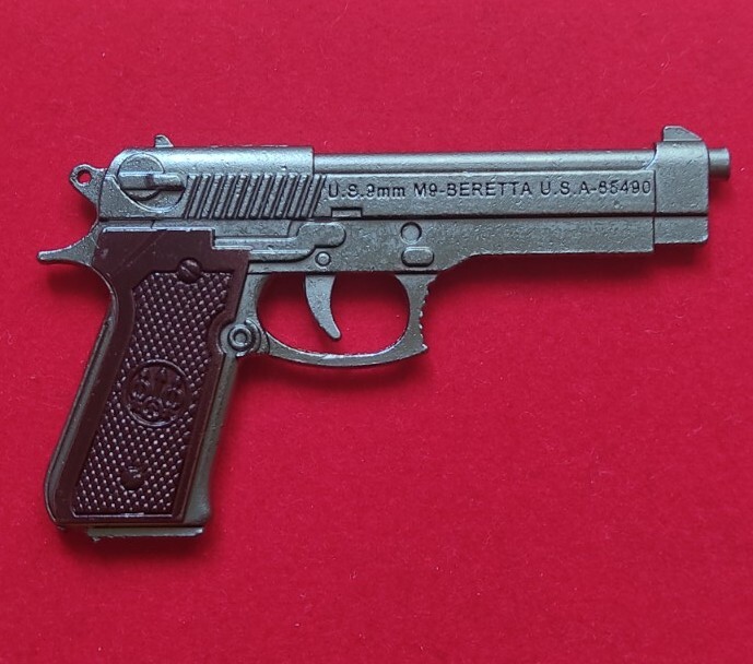 1:4 M6 Beretta 9mm Pistol Hand Gun Model METAL | eBay UK