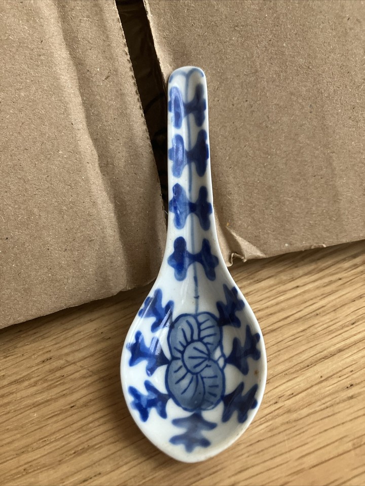 Chinese Antique Porcelain Spoon 19th Century Blue and White 4” Spur ...