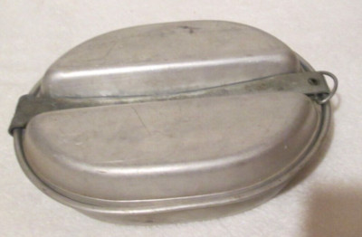 WORLD WAR 2 ANTIQUE WWII U.S. Army 1944 Military Issued Field Mess Kit ...