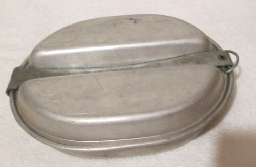 WORLD WAR 2 ANTIQUE WWII U.S. Army 1944 Military Issued Field Mess Kit ...