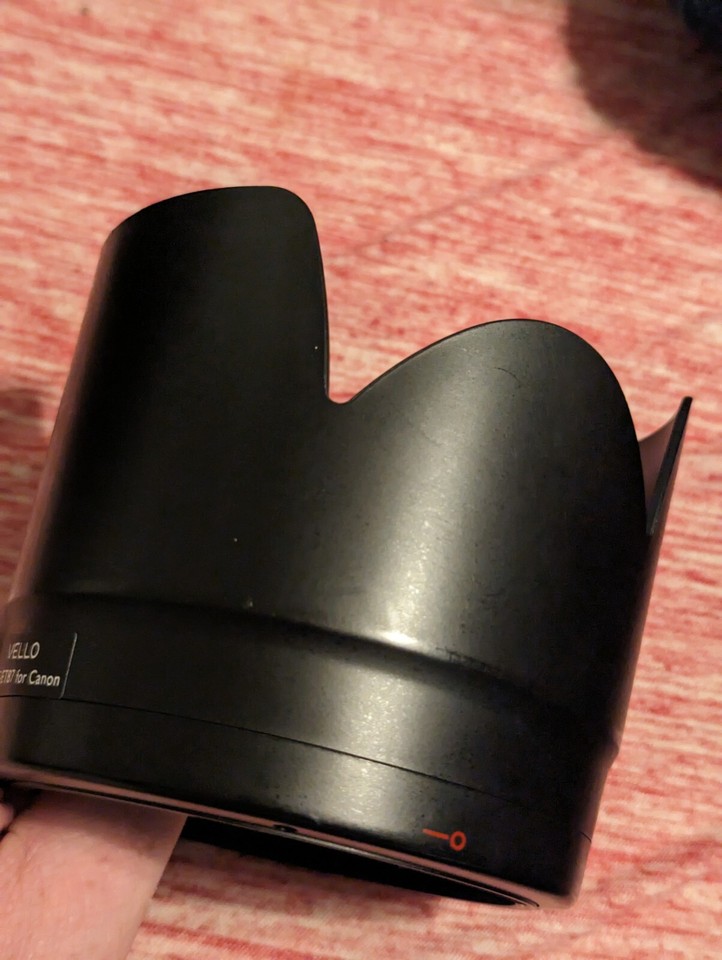 Vello LHC-ET87 Plastic Petal Lens Hood For Canon EF 70-200mm f/2.8L IS ...