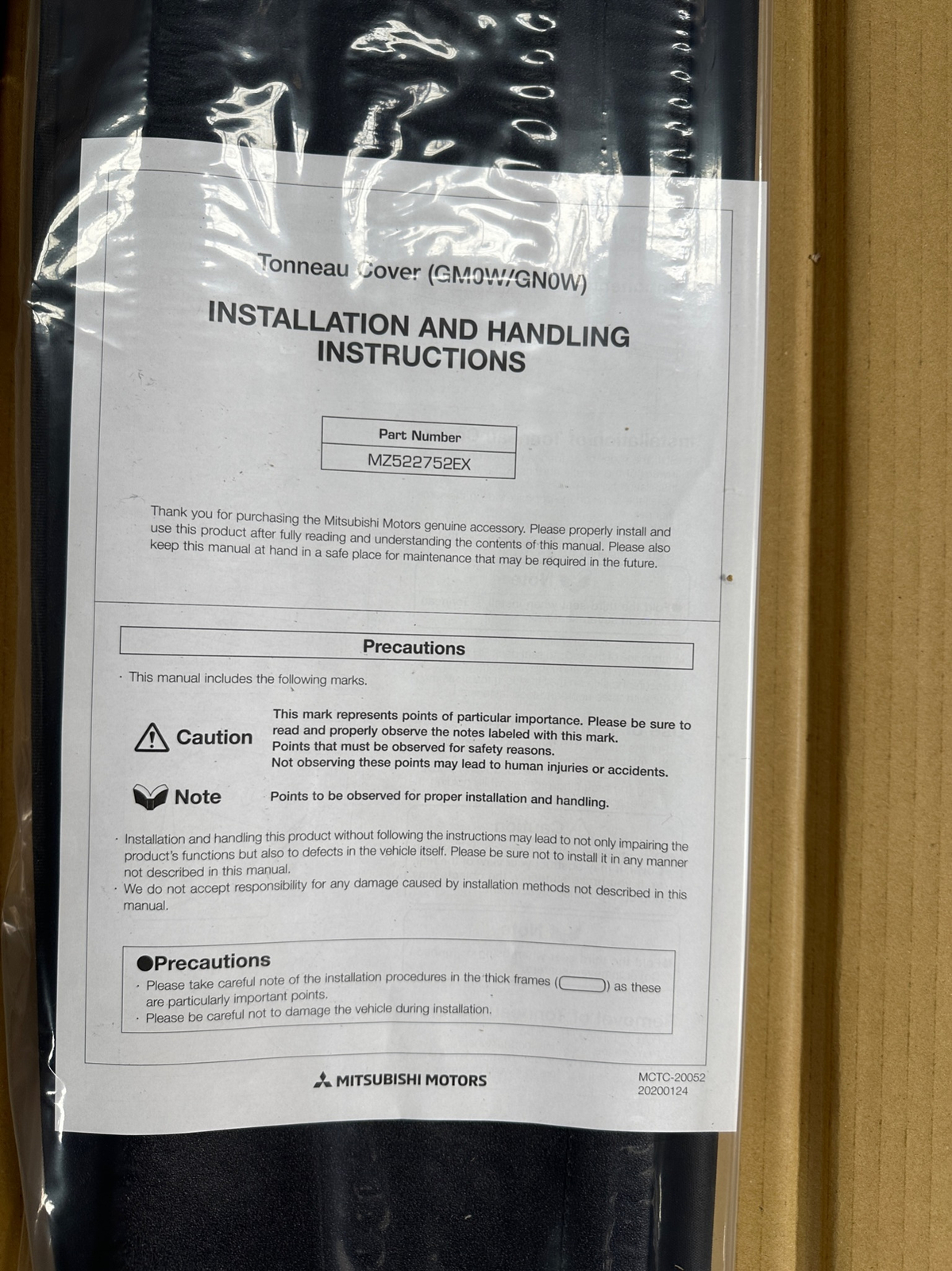 Genuine OEM 2022-24 Mitsubishi Outlander Rear Black Retractable Tonneau ...