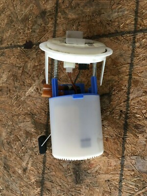 OEM MERCEDES BENZ W204 W212 C & E CLASS GAS FUEL PUMP 2044700794 | eBay