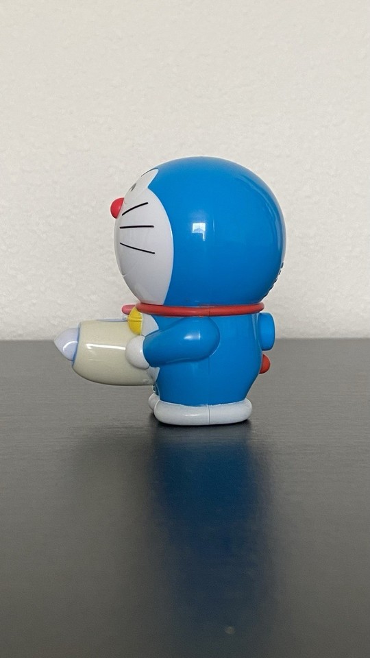 Doraemon McDonald’s Japan 2025 – Water Pipe Squirt Gun – Limited Toy ...