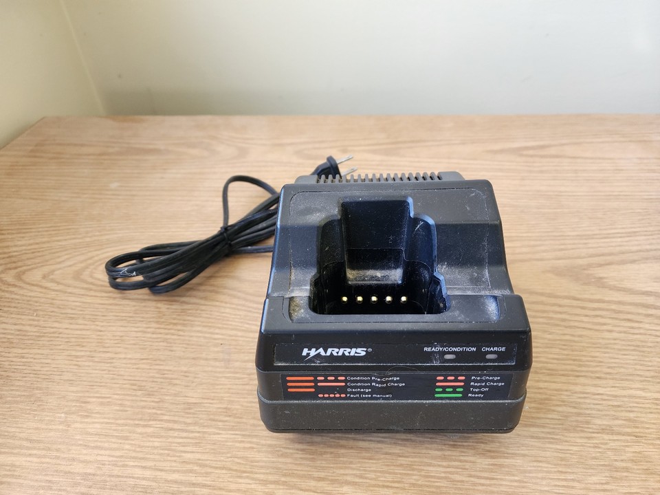 Harris XG-75 EVXG-PB78B 800 MHz Two Way Radio w/ Mic & Charger | eBay