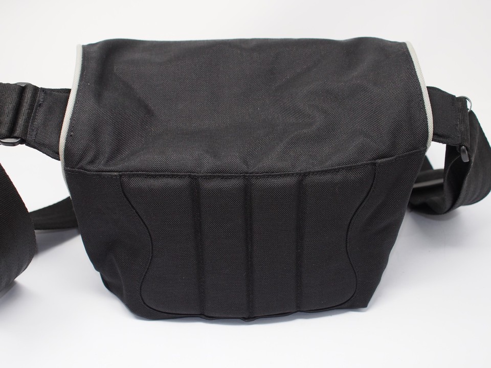 Crumpler Twoten Daily (S) Shoulder Camera Bag - UK Dealer | eBay UK