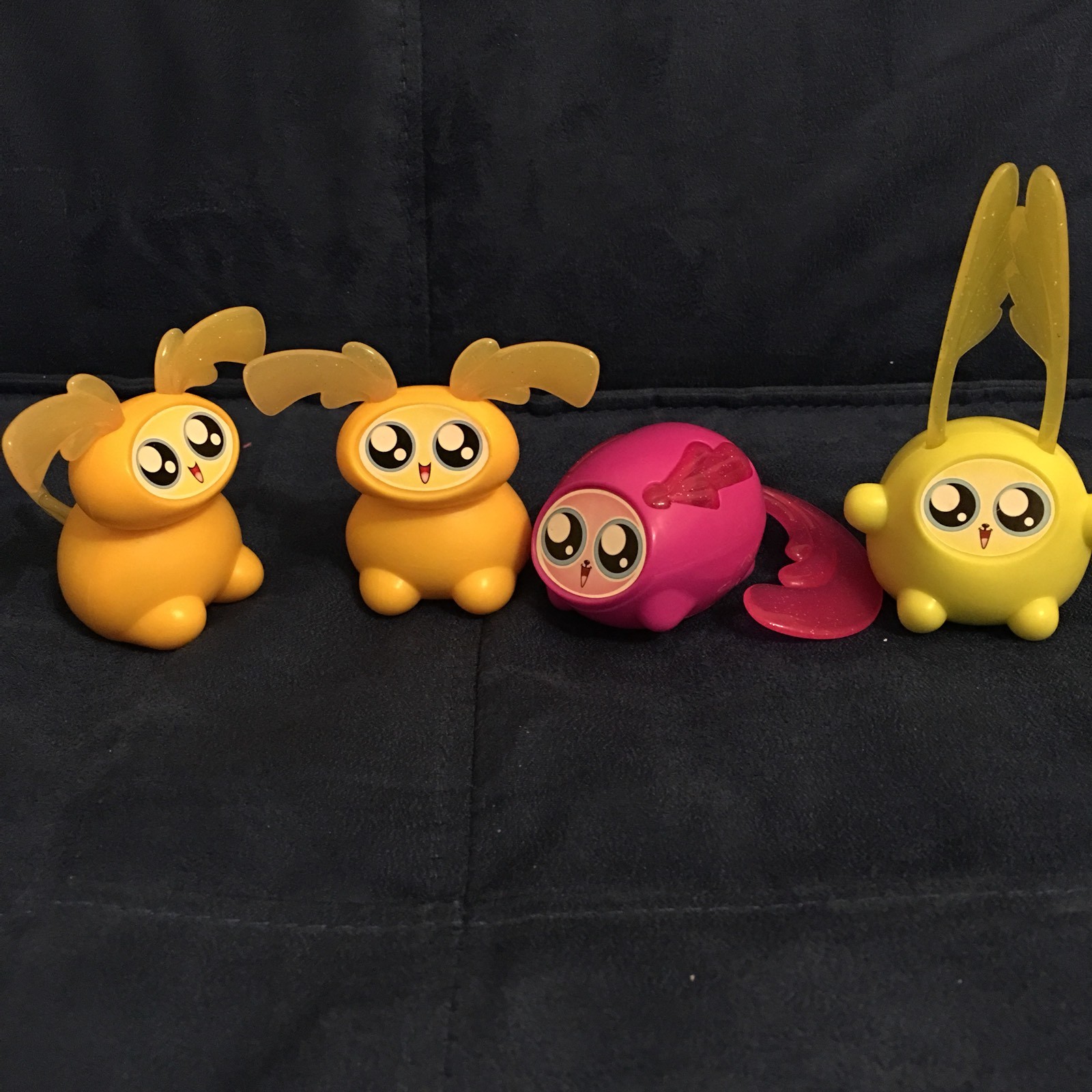 Fijit Friends Shimmies Twango NIB 2013 McDonald's toy yellow cute dance ...