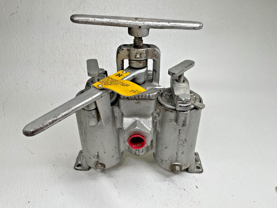 HAYWARD No. 51 Duplex Basket Strainer 3/4" NPT 200-Psi WOG WCB Cast ...