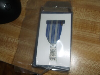 US AIR FORCE Mini Size ACHIEVEMENT Medal - NOS from 8/83 | eBay