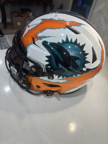 Tyreek Hill - Nub Grafix Custom Dolphins Speedflex Helmet | eBay