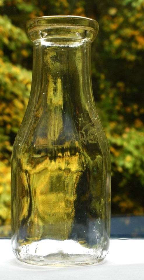 Antique Clover Dairy Pint Bottle Embossed Label & Clover Leaf Thatcher ...