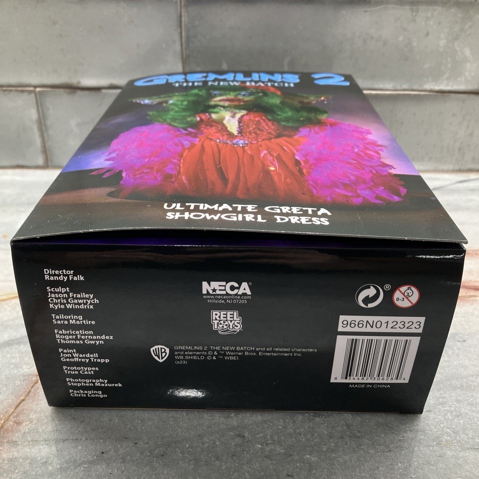 New 2023 Gremlins 2 - Ultimate Showgirl Greta 7” Scale Con Exclusive ...