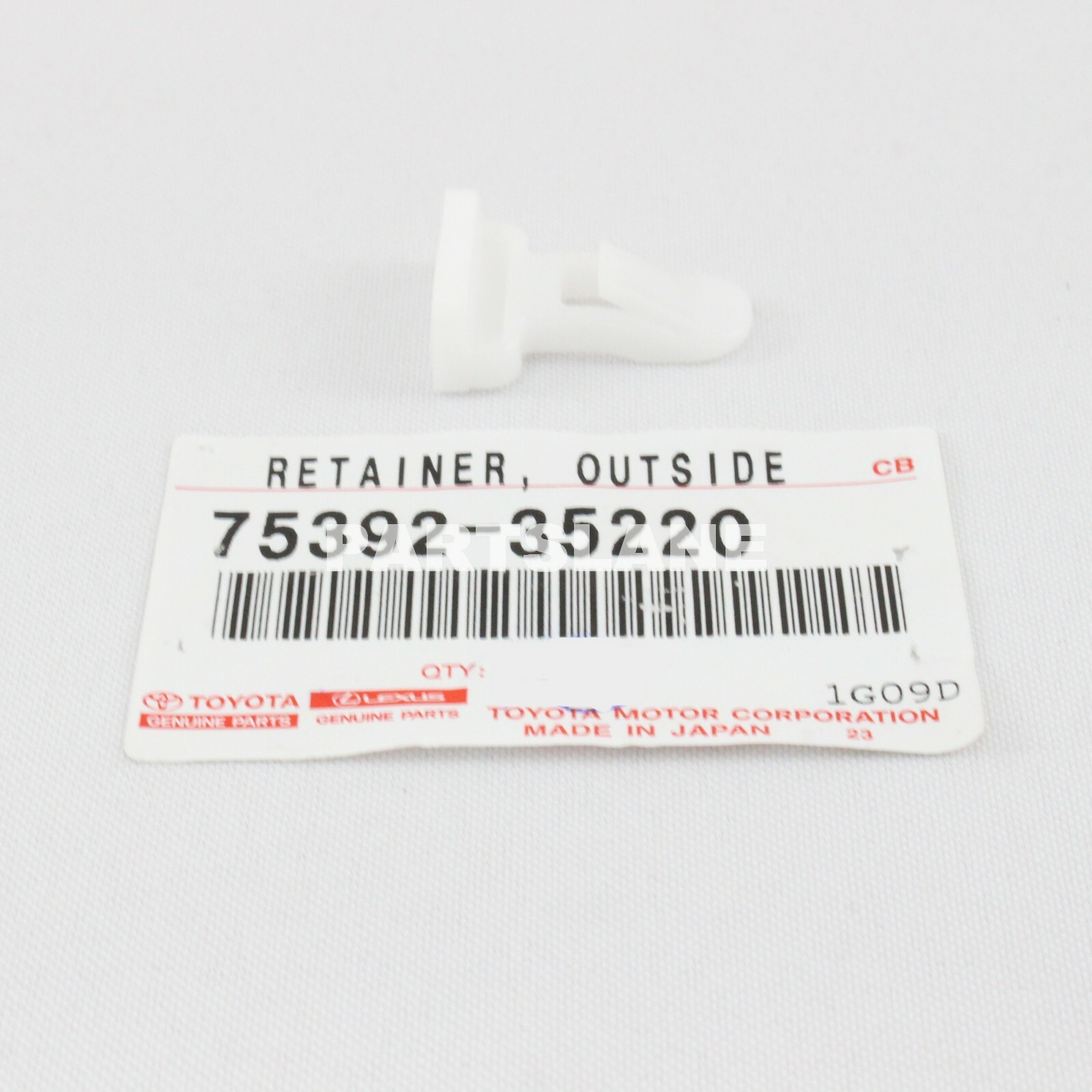75392-35220 Toyota OEM Genuine RETAINER SUB-ASSY, FRONT BUMPER, LOWER ...