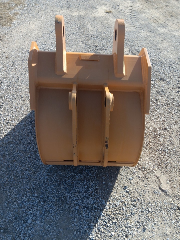 New Case 24" Bucket For 580N,SN,590N,SN Backhoes | eBay
