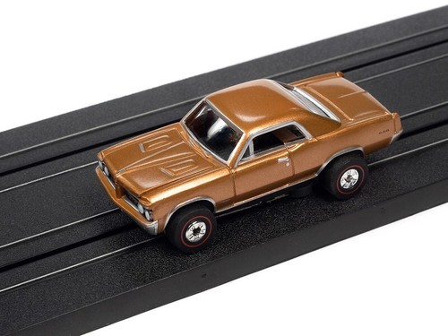 Auto World '64 Pontiac GTO, Firemist Copper, Redline Tires, TJet, New ...