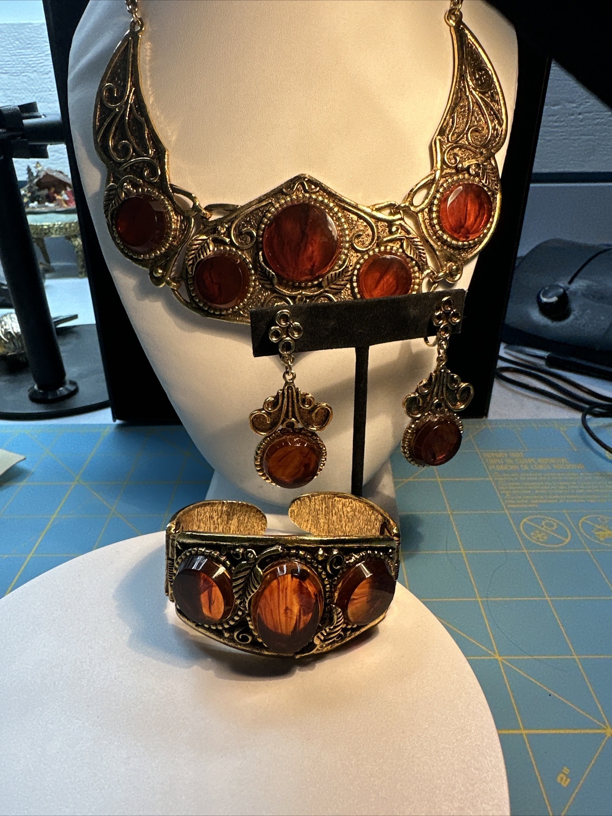 VINTAGE SIGNED 1950 Amber COLOR Flat RHINESTONES HOL… - Gem