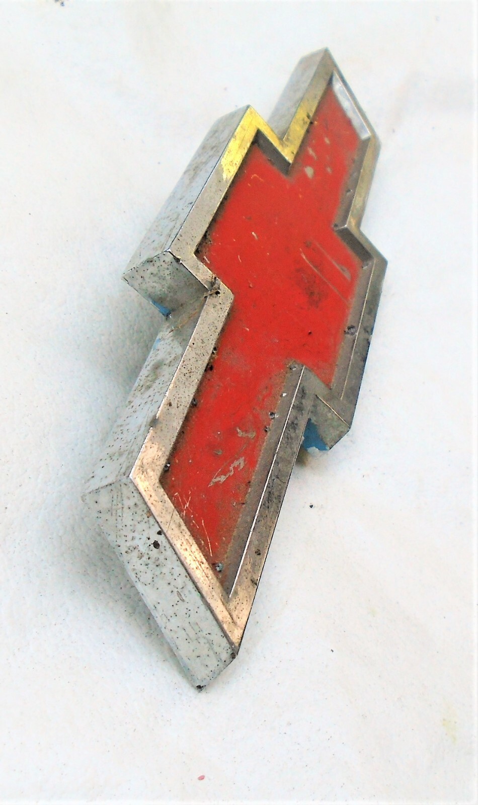 1960s Chevy Chevrolet C10 Truck Grill Bowtie Emblem Badge Part 3838514 ...