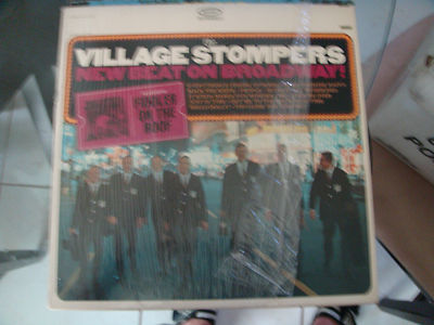 THE VILLAGE STOMPERS NEW BEAT ON BROADWAY EPIC RECORDS BN 26129 STEREO ...